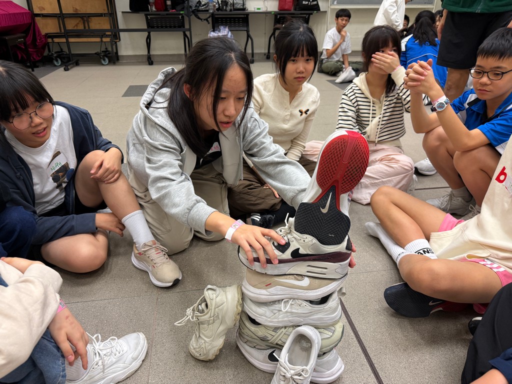 12-13Peer Mentouring Camp (Peer Mentors and S1 Mentees) | CNEC Lau Wing ...